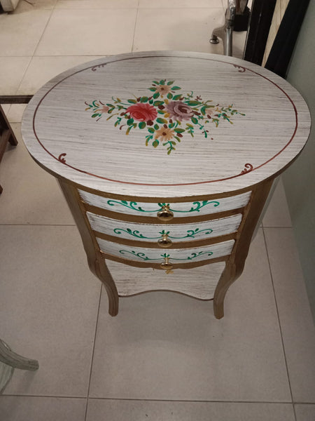 Corner Tables – Furniture Corner